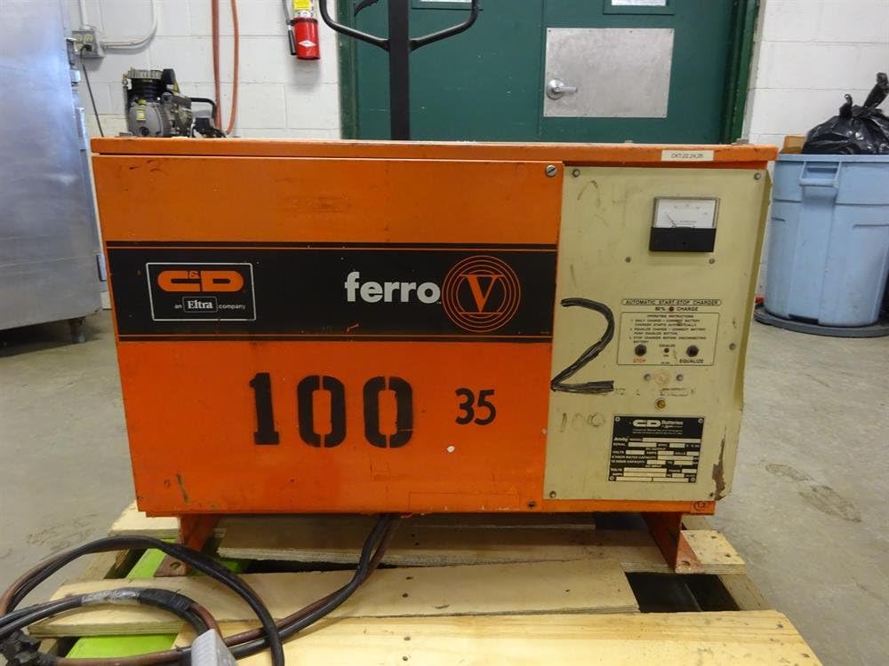 Amazon.com: C&D Ferro FP12HK550 24 Volt Forklift Battery Charger ...