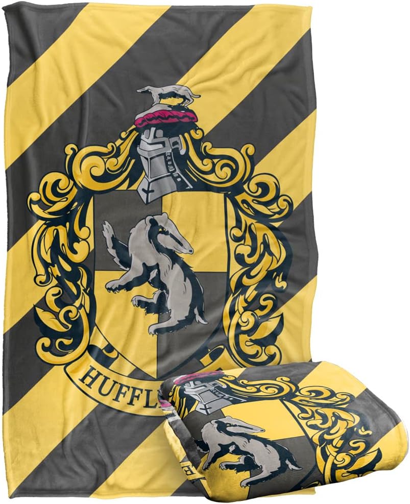 Amazon.com: Harry Potter Stripe Hufflepuff Crest Silky Touch Super Soft ...