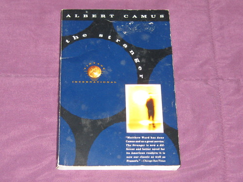 The Stranger: Camus, Albert & Matthew Ward (translator): 9780679720201 ...