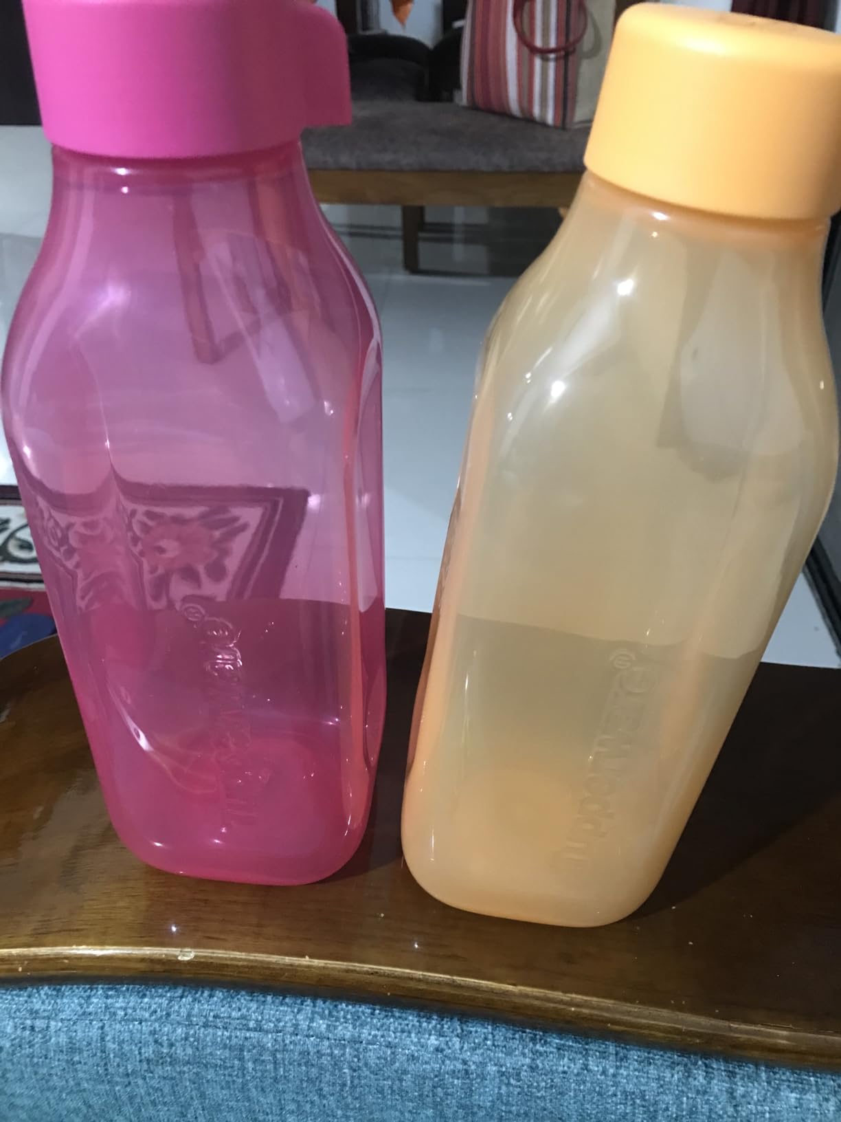 Tupperware Plastic Eco Fridge Bottle 1 Liter, Screw Cap (Set Of 1 ...