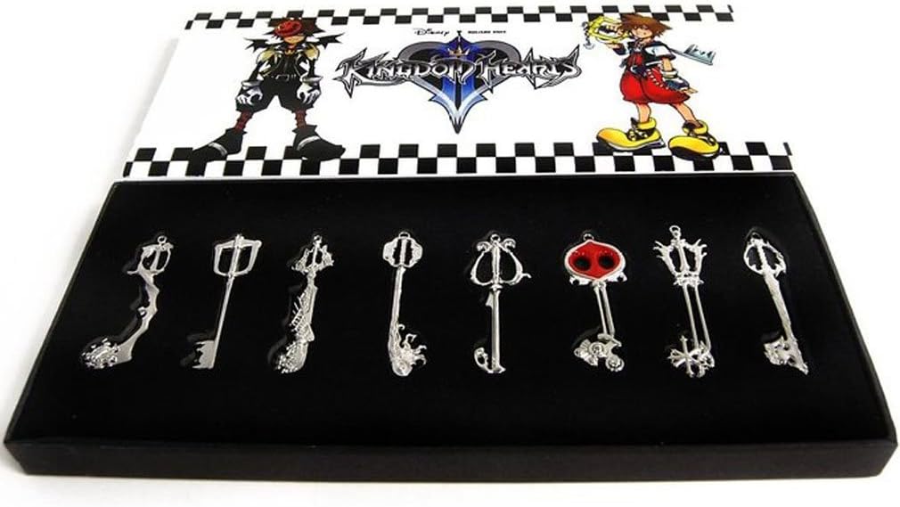 Amazon.com: Kingdom Hearts II 8 KEYBLADE PENDANT SET Sora Necklace ...
