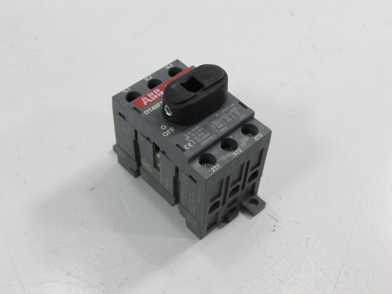 Amazon.com: ABB OT40F3 DISCONNECTOR Switch, 3, 750, 40A : Industrial ...