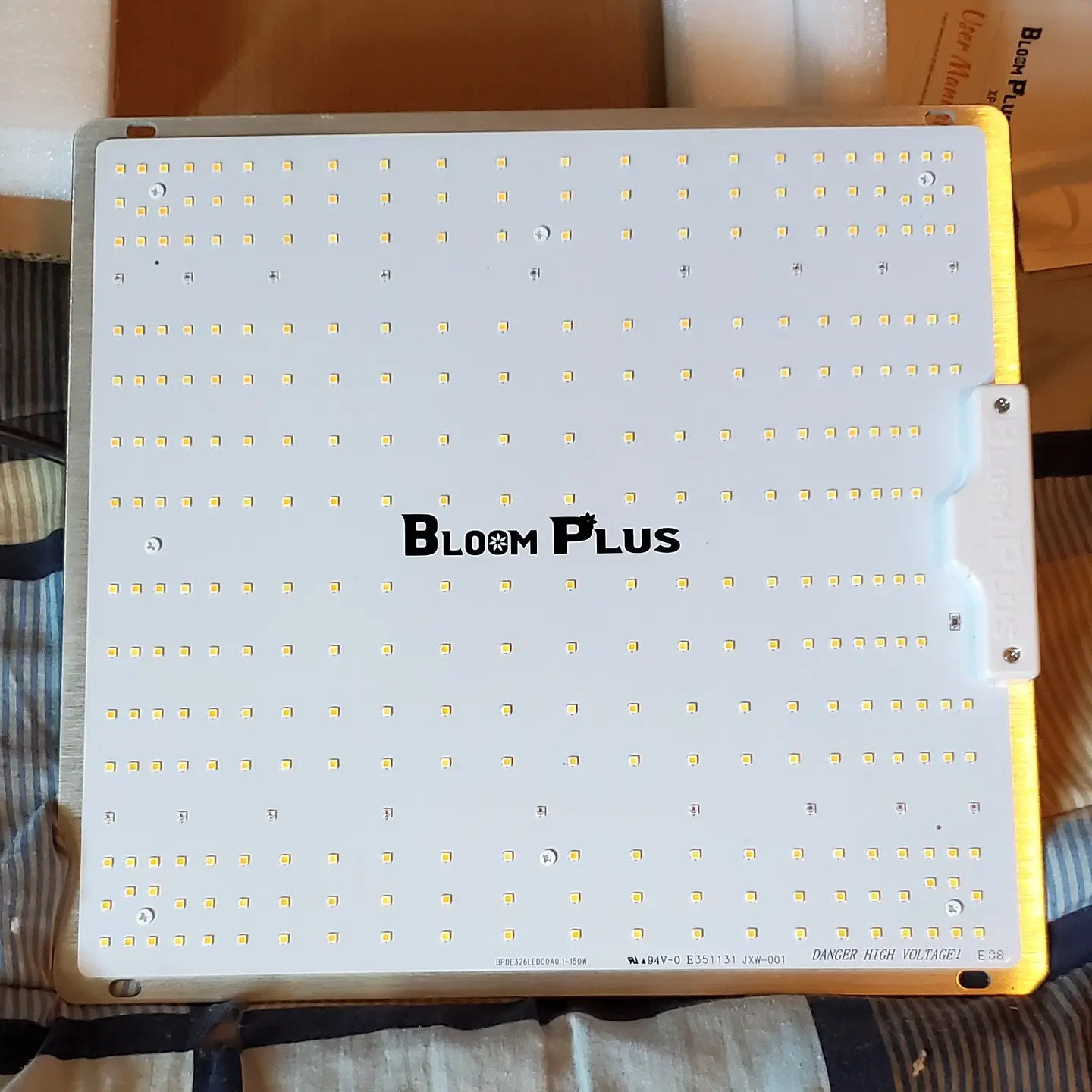 BLOOM PLUS XP4000 - Luz LED de crecimiento regulable mejorada, diodos ...