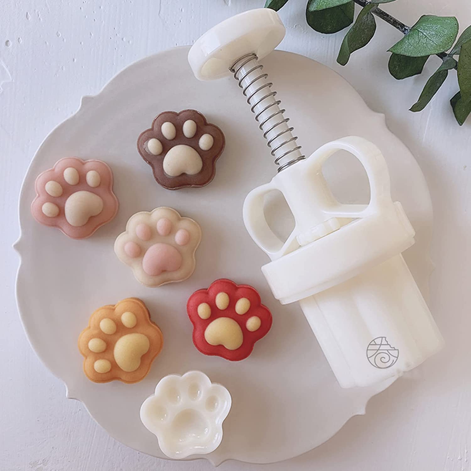 Amazon.com: Animal mid-autumn mooncake press mold, hand-pressed stamp ...