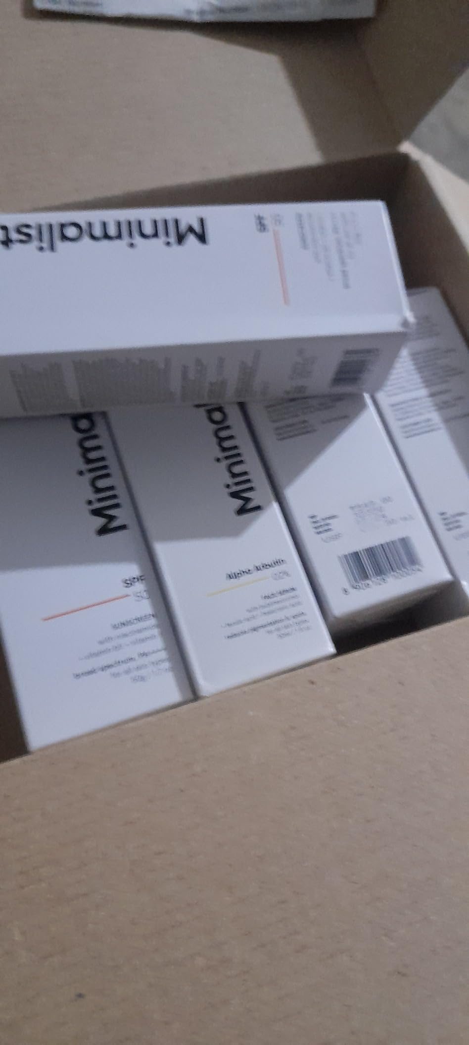 Minimalist Anti-Pigmentation Kit, Skin Care Routine Kit For Unisex, Face Wash, Serum & Sunscreen ...