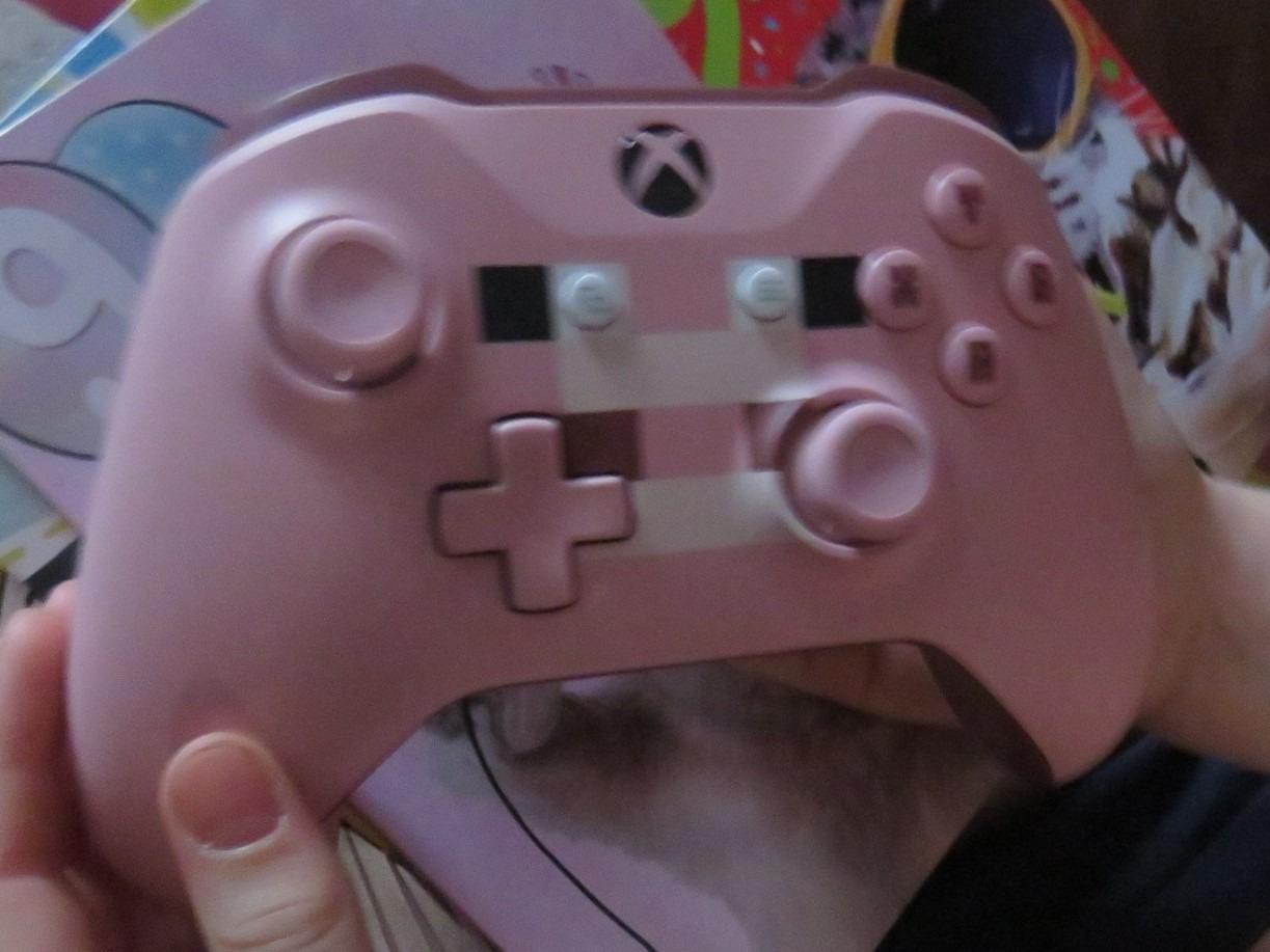 Official Xbox Wireless Minecraft Pig Controller : Amazon.co.uk: PC ...