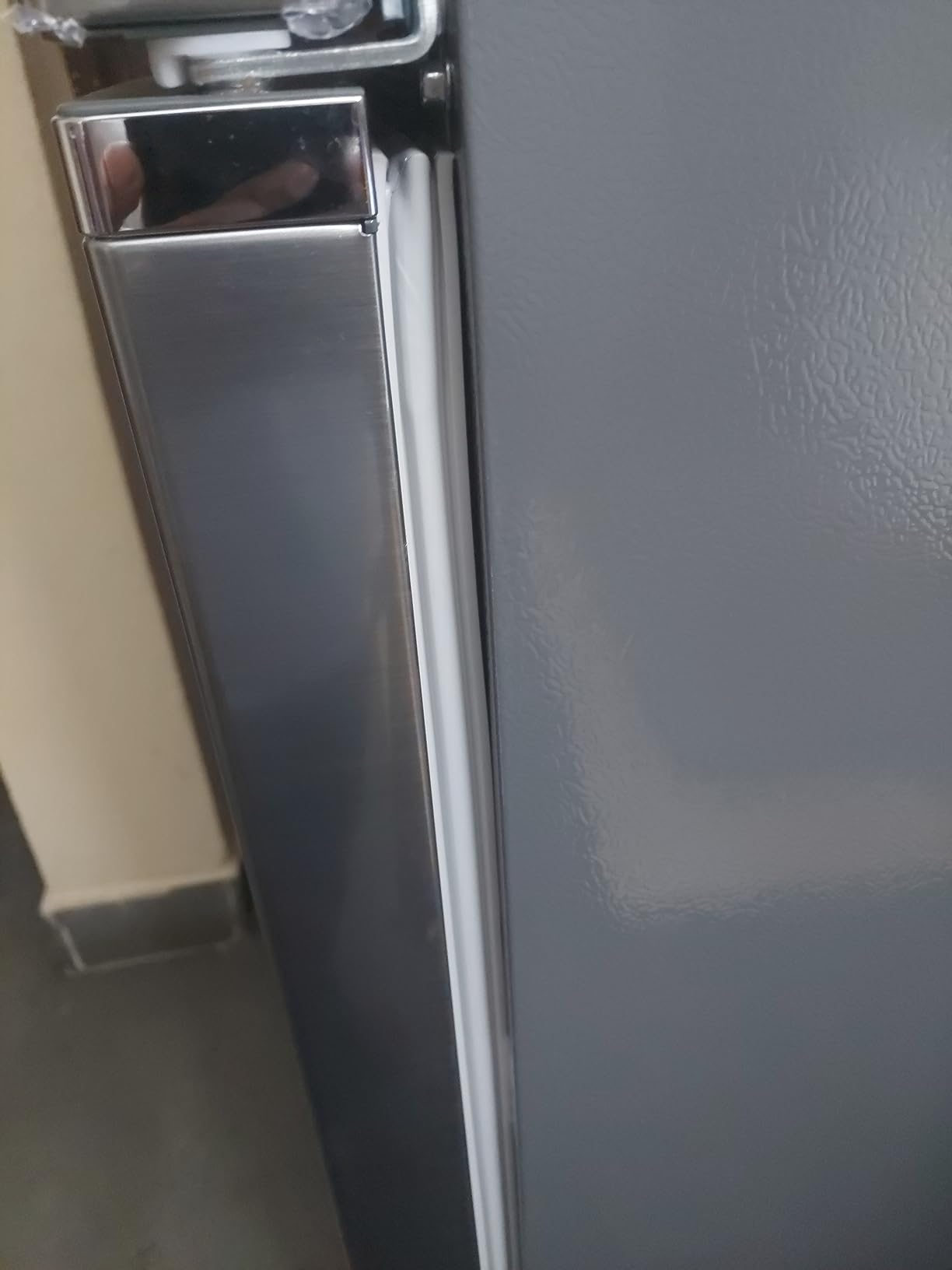 Whirlpool 327 L 3 Star IntelliFresh Inverter Frost Free Double Door ...