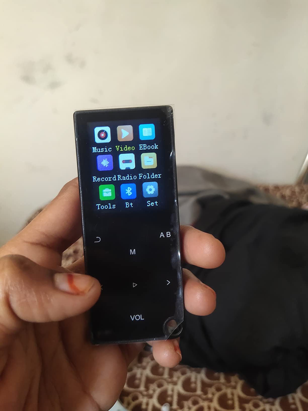 Verilux MP3 Player, Touchscreen MP3 Player with Bluetooth, Metal Music ...
