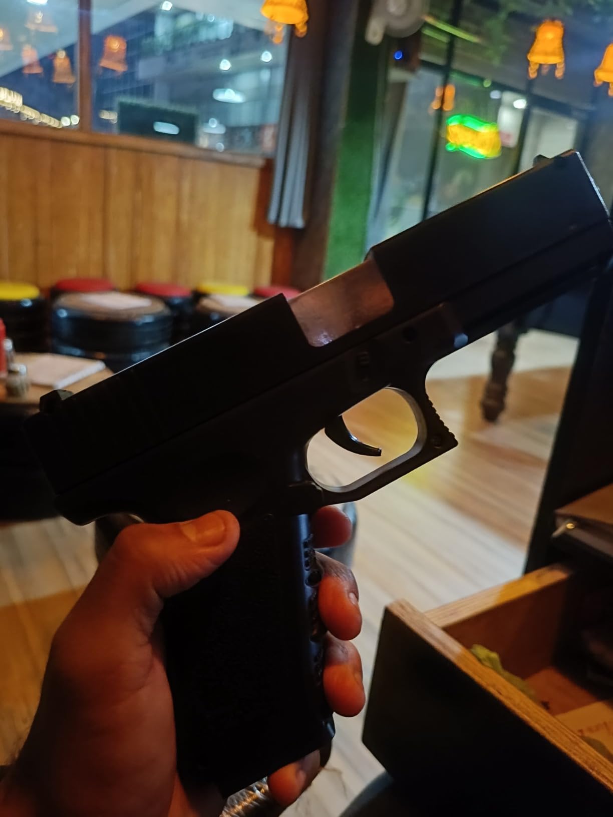 Artright Plastic ABS Toy Gun with Jump Ejectinging Magazine, Soft ...