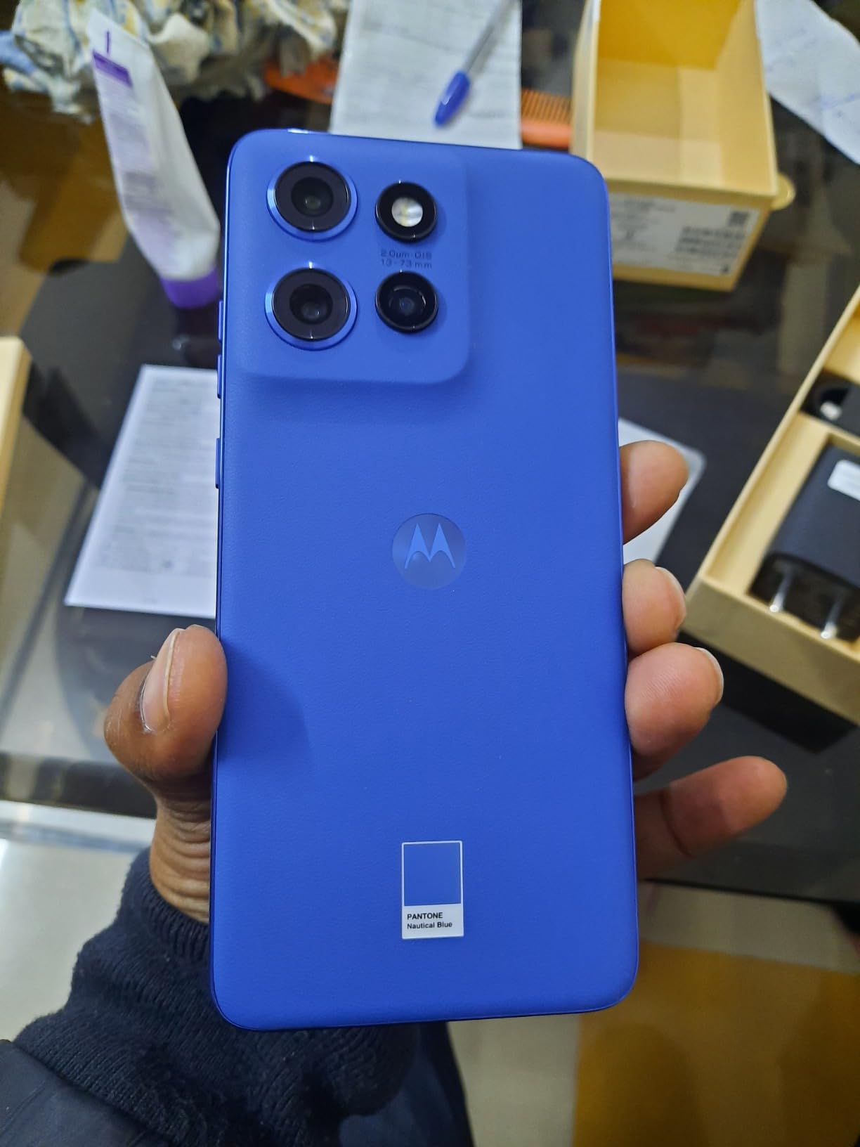 Motorola Edge 50 Neo 5G (Pantone Nautical Blue, 8GB RAM, 256GB Storage) : Amazon.in: Electronics