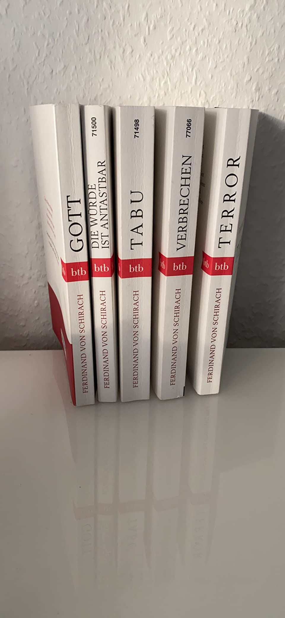 Ferdinand Von Schirach Terror Buch