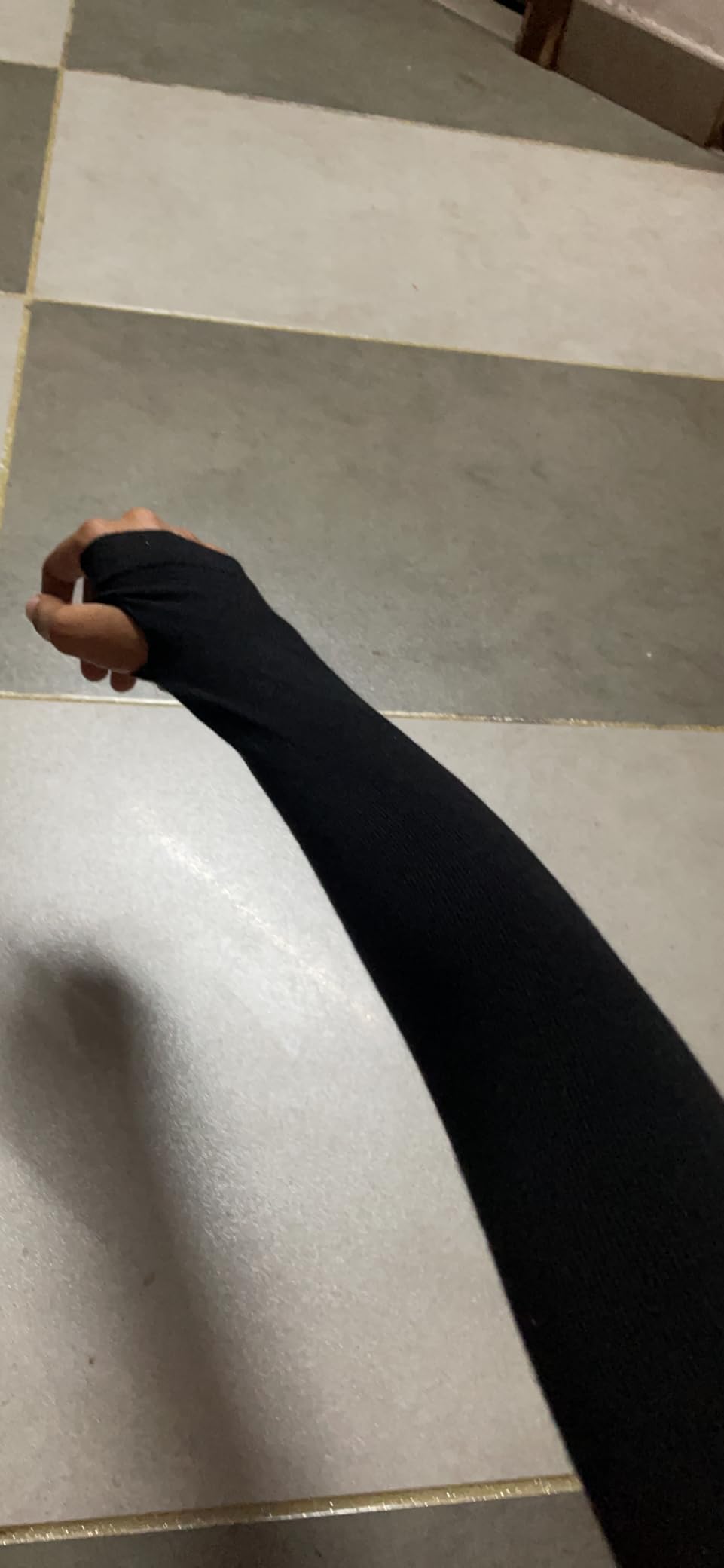 YOUNG WINGS Antibacterial Arm Protectors for Men (Pack of 1-Pairs, UPF ...