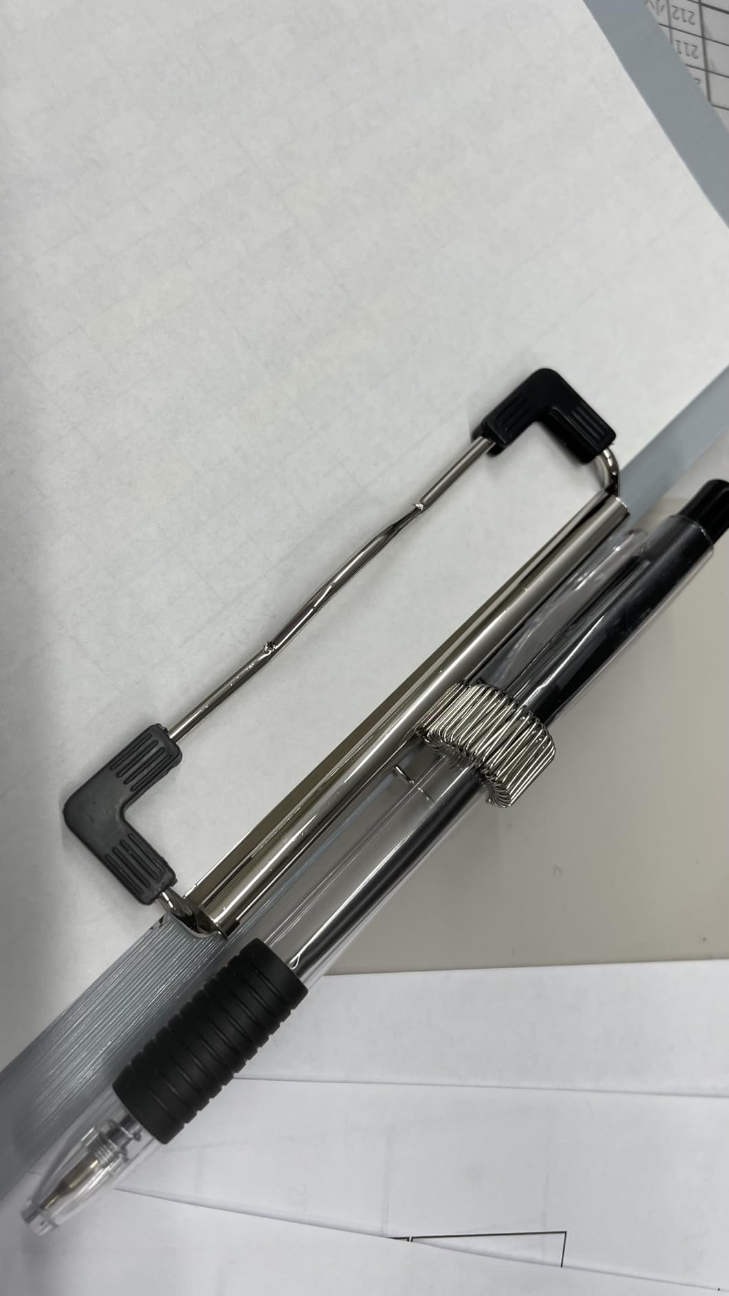 Amazon | DoocliB クリップボード a4 2個セット ペンホルダー付き バインダー 3.0mm厚板 クリップファイル 縦 書きやすさ 用箋挟 薄型 短辺とじ 会議パッド ...