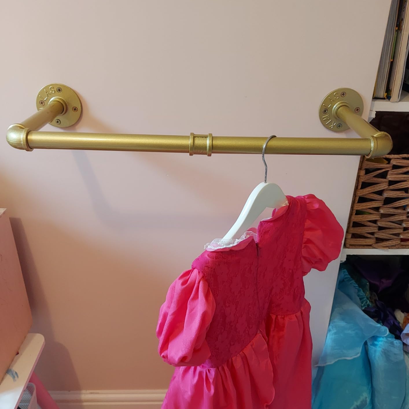 ITOOLFIRM Heavy Duty Iron Pipe Clothing Rack, 70cm Adjustable Metal ...