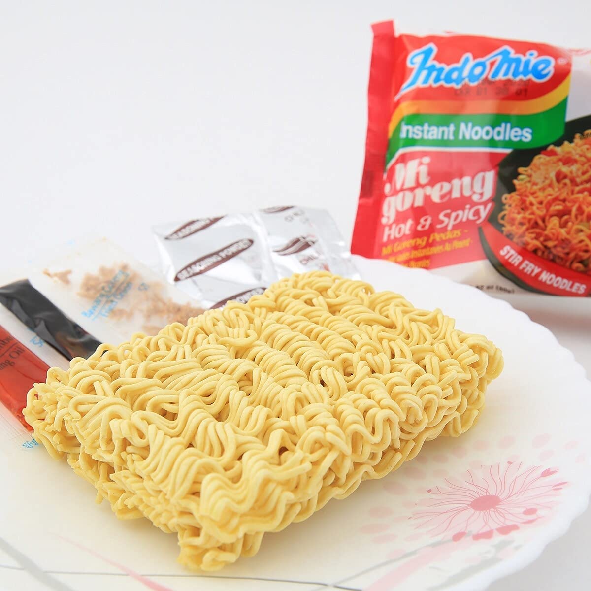Indomie Mi Goreng Instant Noodles - Original Flavor, 3 oz, Pack of 12 ...