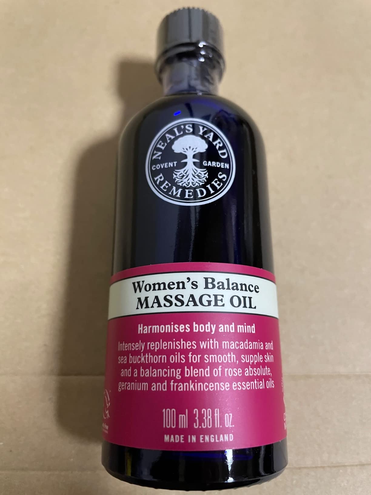 Amazon.co.jp: NEAL'S YARD REMEDIES(ニールズヤードレメディーズ) ウーマンズバランスマッサージオイル ...