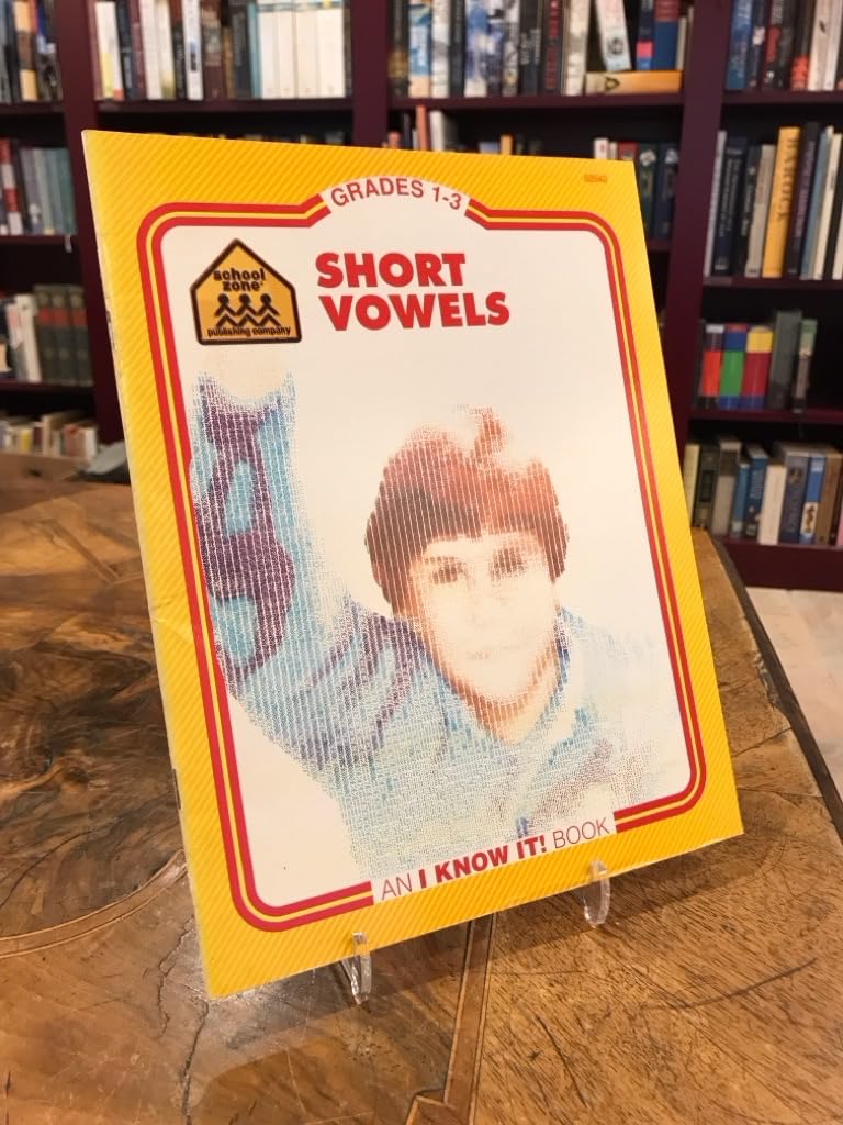 Buy Phonics Short Vowels Book Online at Low Prices in India | Phonics ...