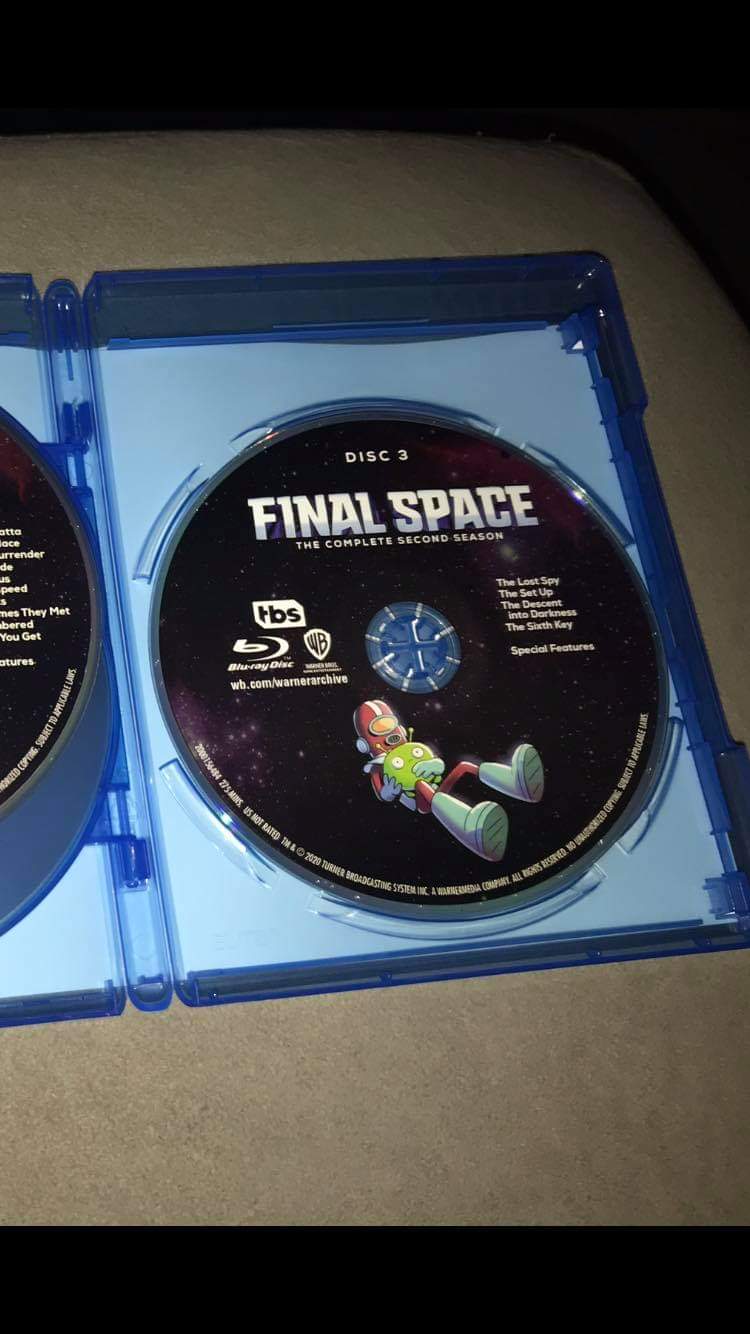 Amazon.com: Final Space: The Complete First and Second Seasons : Fred ...
