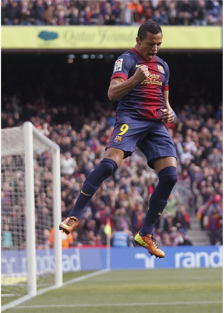 Amazon.com: Alexis Sanchez Poster by Silk Printing # Size about (60cm x ...