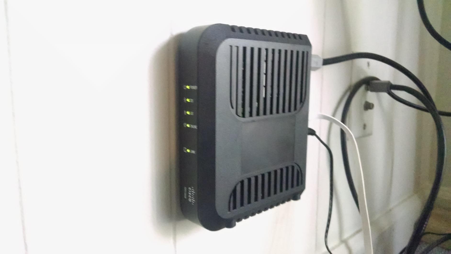 Amazon.com: Cisco Cable Modem DPC3008, Compatible with Xfinity/Comcast ...