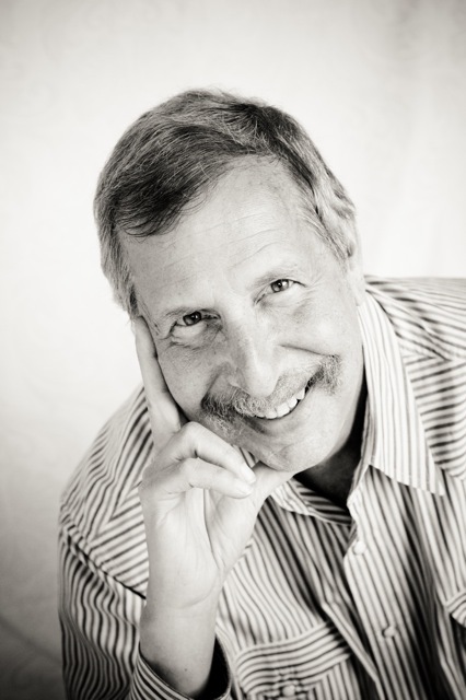 Amazon.com: Kenneth Kobre: books, biography, latest update