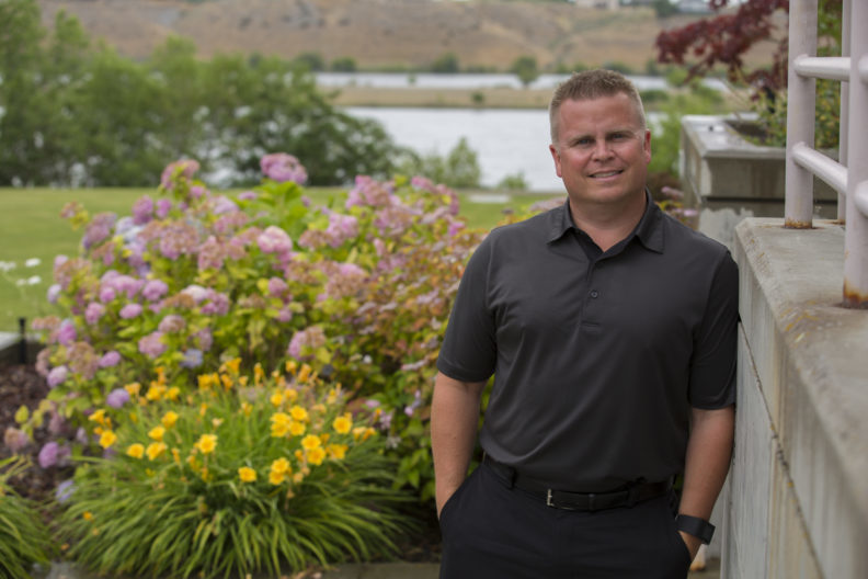 Amazon.com: Language and Social Justice in Practice: 9781138069459 ...