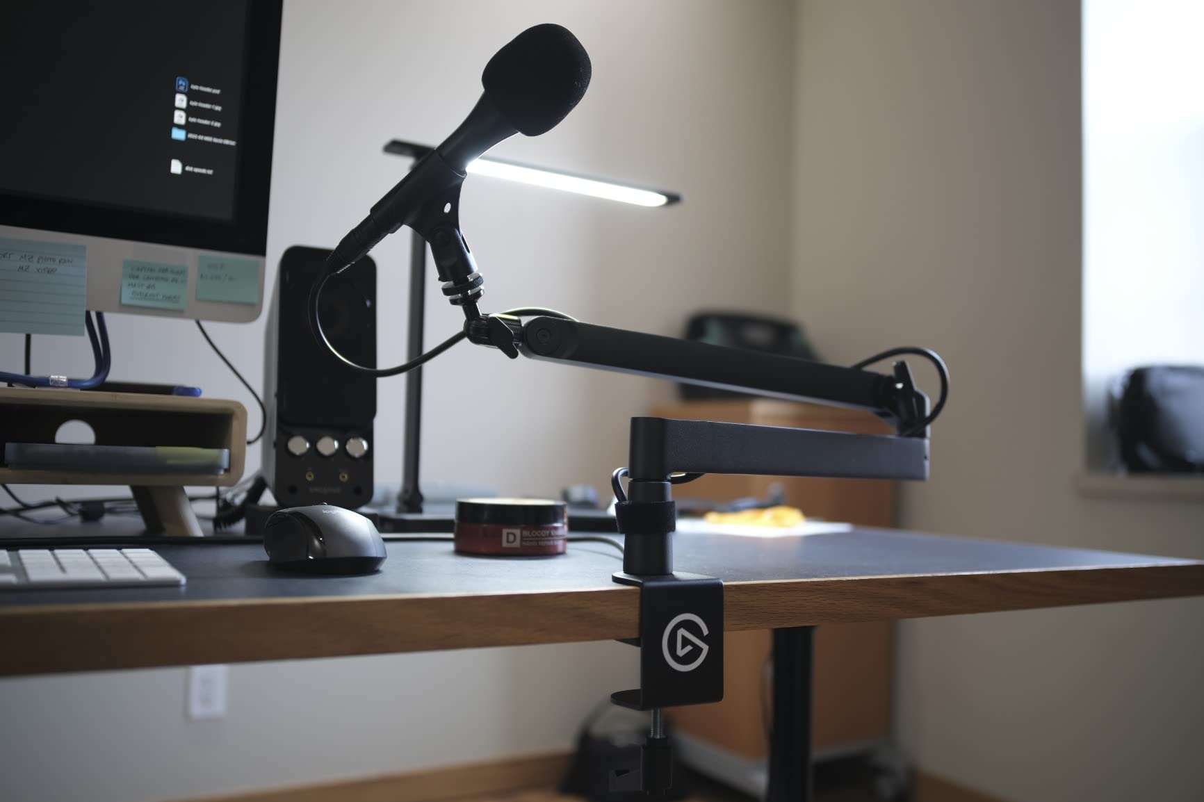 Amazon.com: Elgato Wave Mic Arm LP - Premium Low Profile Microphone ...