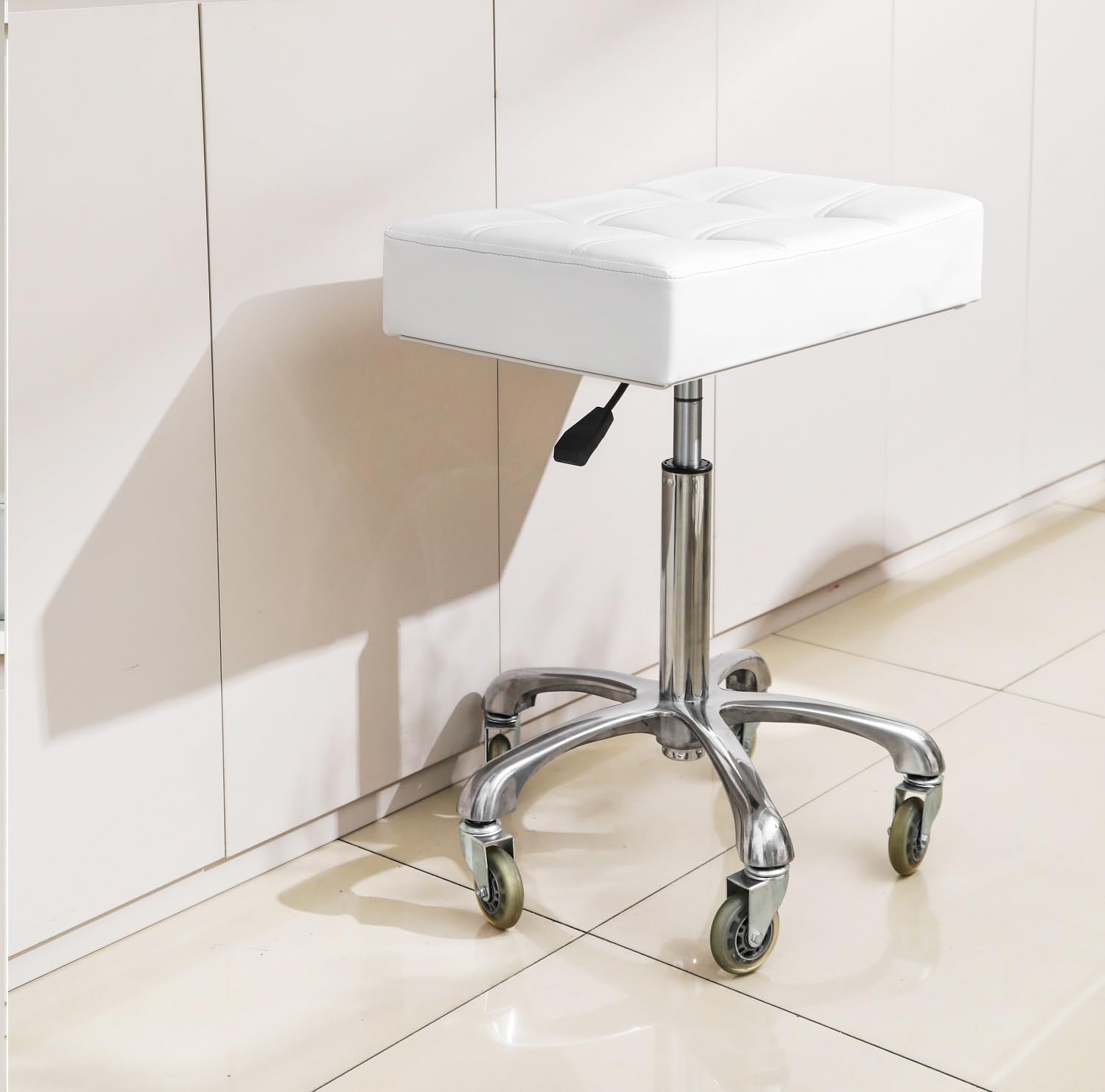 Amazon.com: Kaleurrier Heavy Duty Stools with Wheels 400lb Backless ...