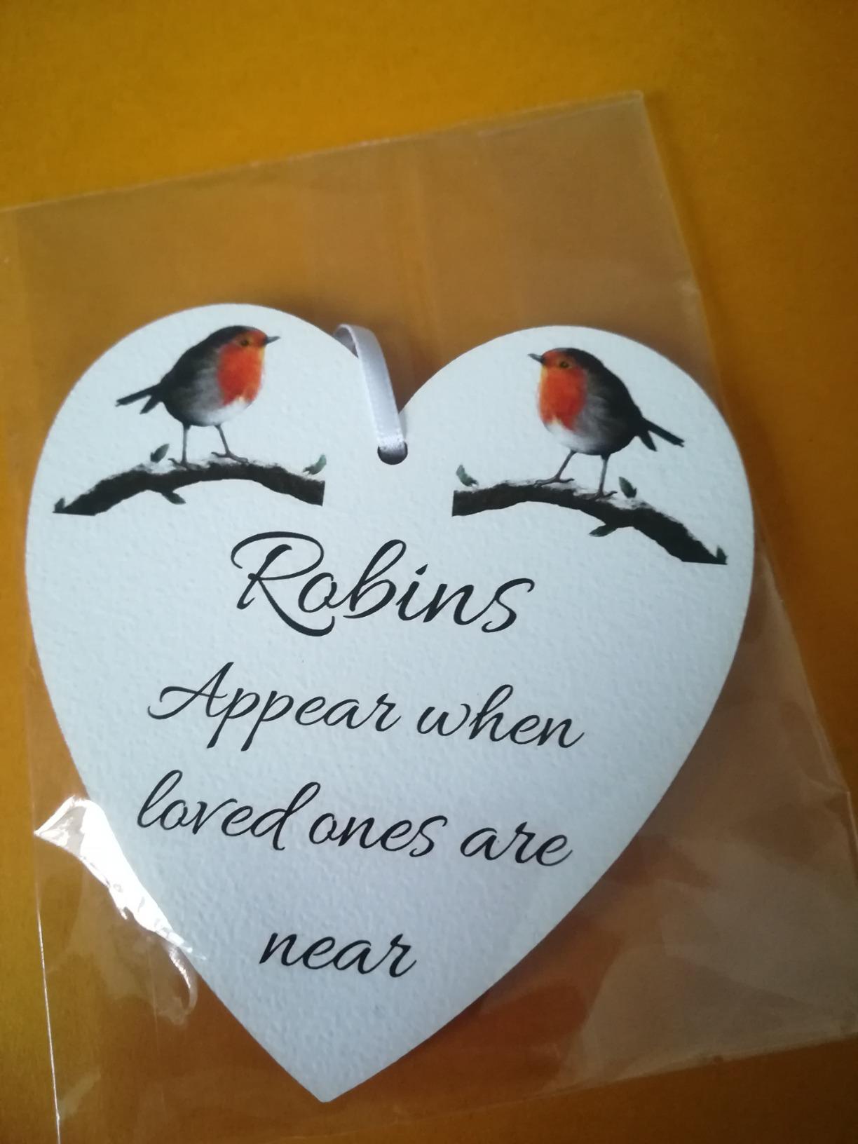 Charms 4 You Robins appear when loved ones are near - 9cm wooden heart ...