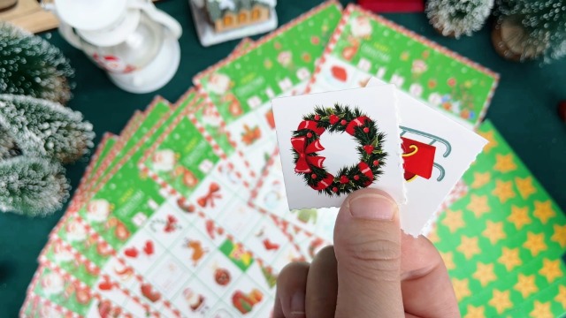 Snapklik.com : Christmas Bingo Game For Large Group Christmas Party ...