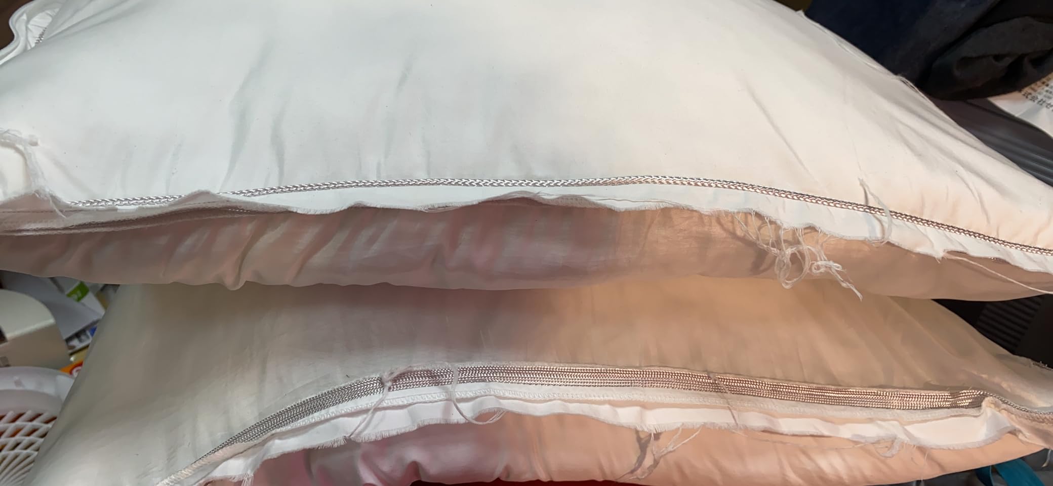 Amazon｜nishikawa【西川】 ホテルテイスト 2Way 枕 洗える もっちり ふわふわ 両面使える リバーシブル 高さ調整可能 ダニを通しにくい生地を使用 マシュマロタッチ ...