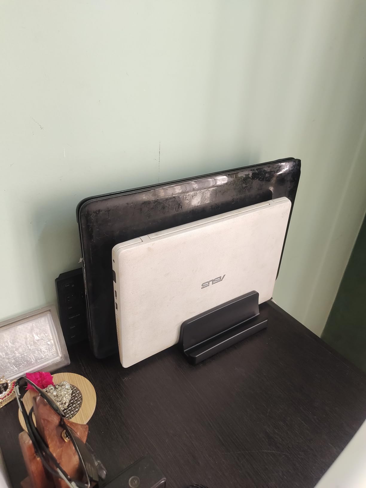 TARKAN Vertical Laptop Holder | 2-Slot Desk Space Saving Organizer ...