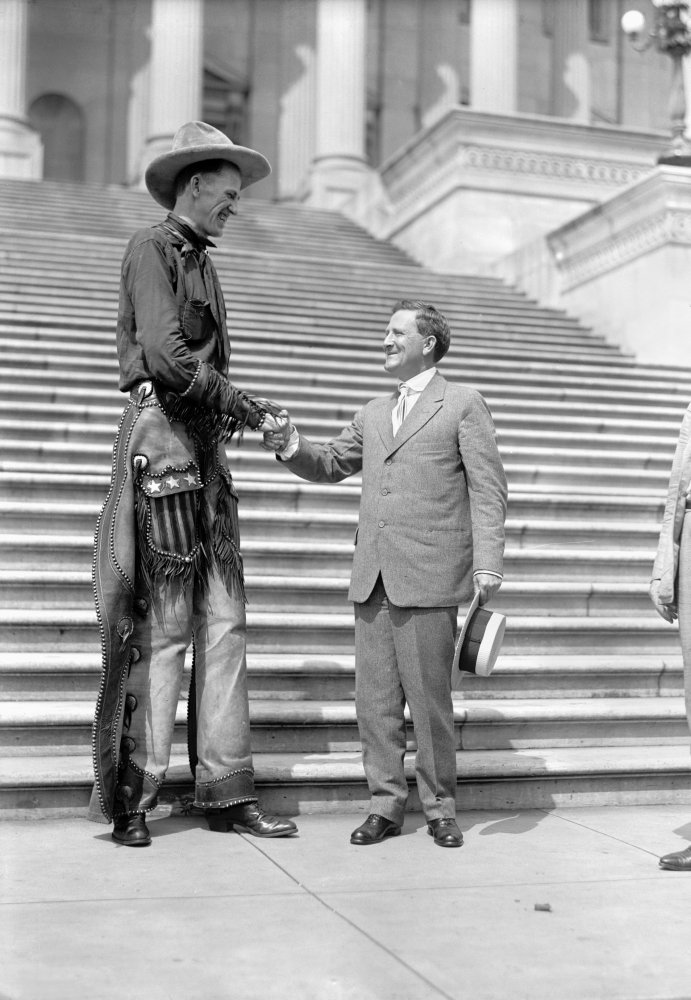 Ralph E Madsen 1897 1948 Namerican Cowboy The Worlds Tallest ...