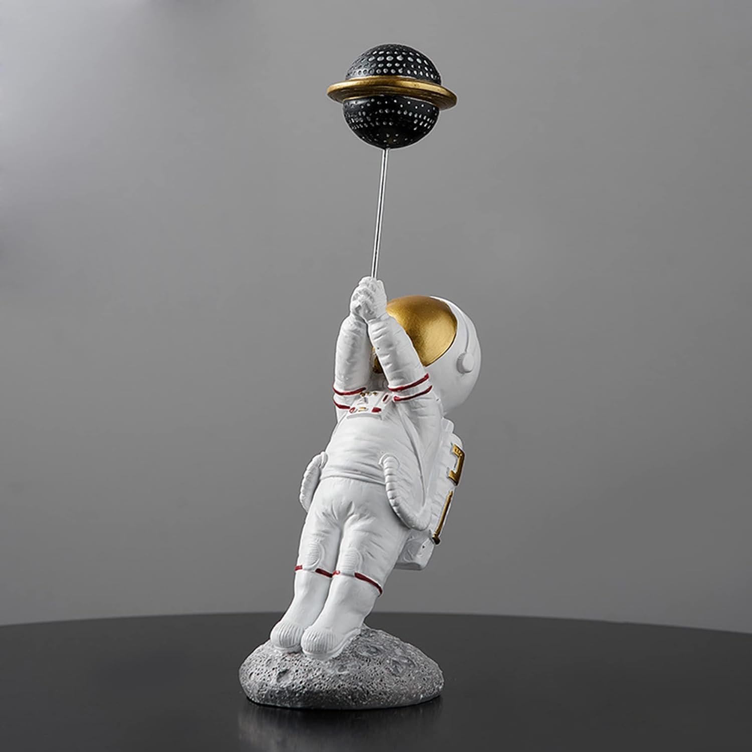 Amazon.com: BUTILIVEEN Astronaut Decor, Astronaut Balloon Figurines and ...