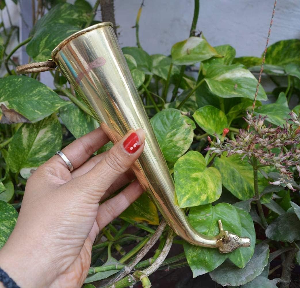 Gaumukhi Gomukhi Shringi Shring Shrungi de latón puro para Puja ...