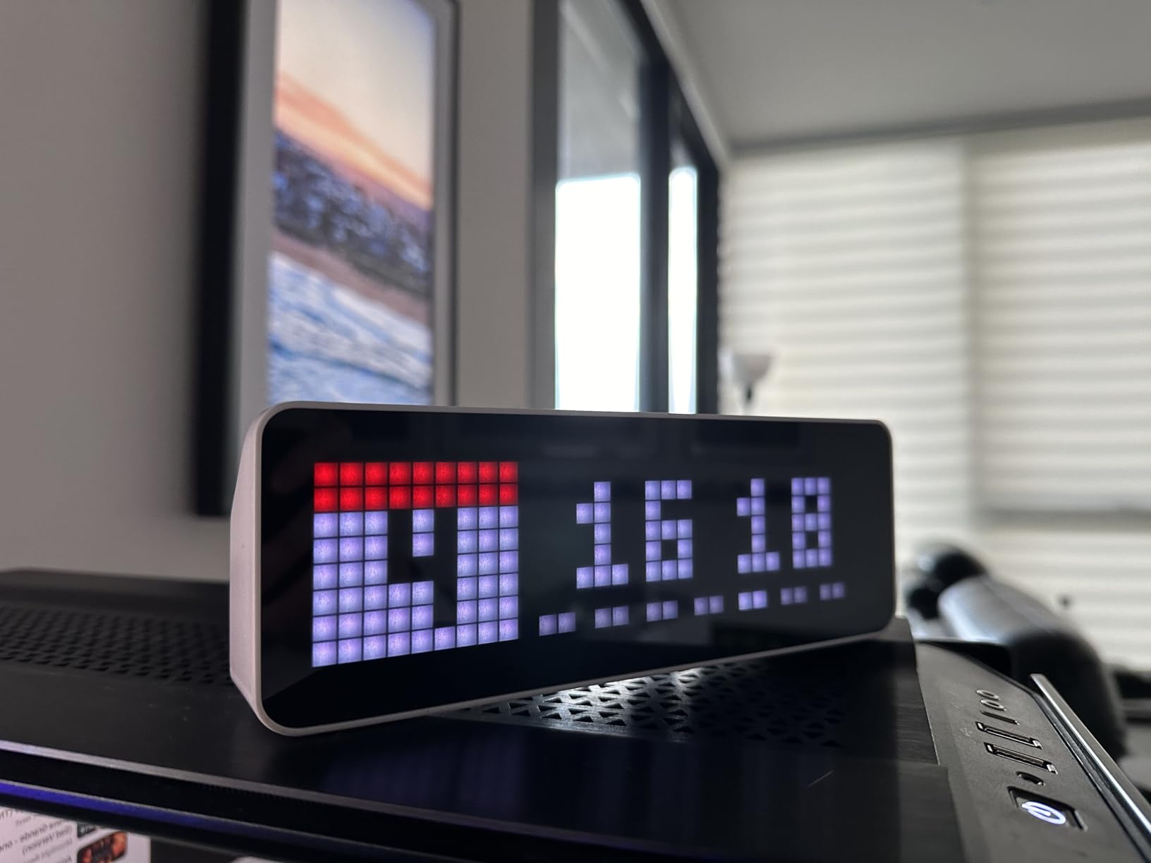 ULANZI Smart Pixel Clock TC001 Digital Clock with LED Full-Color Large ...