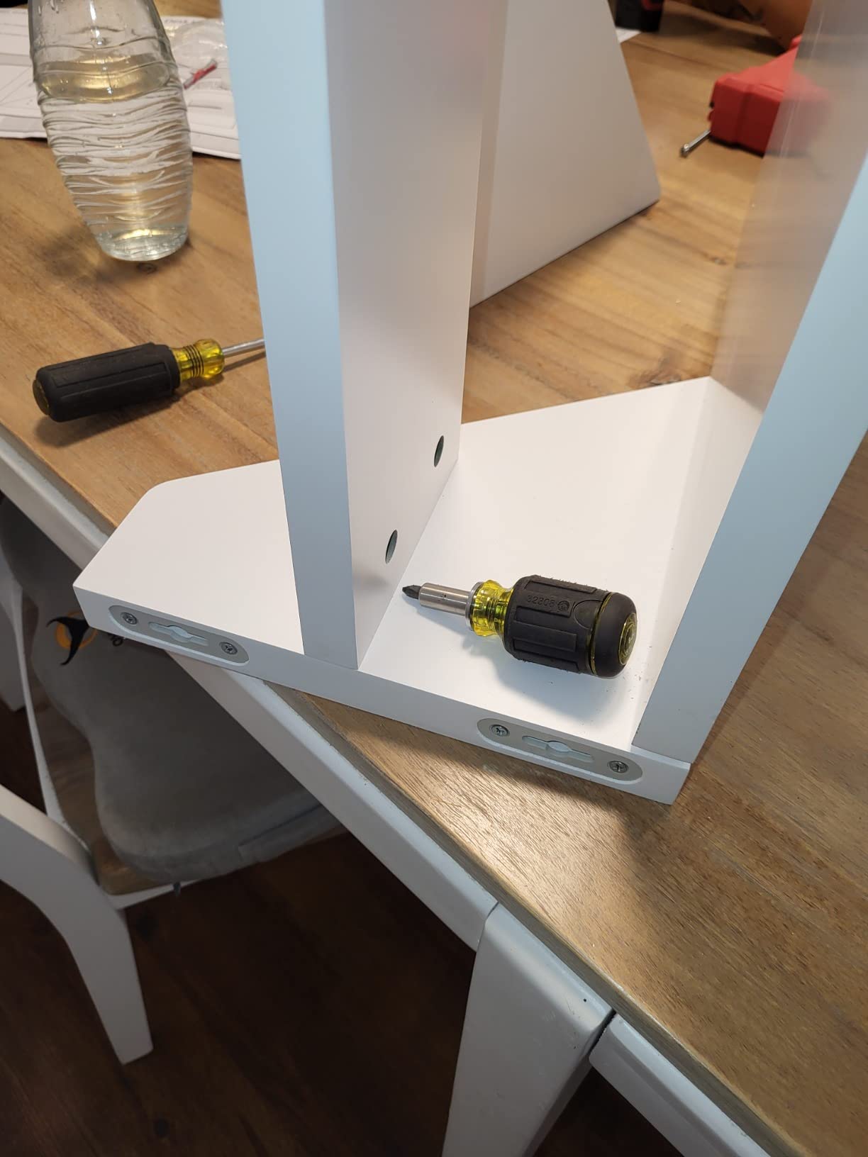 $27/mo - Finance Fytz Design Reversible Wall Desk, White Floating Desk ...