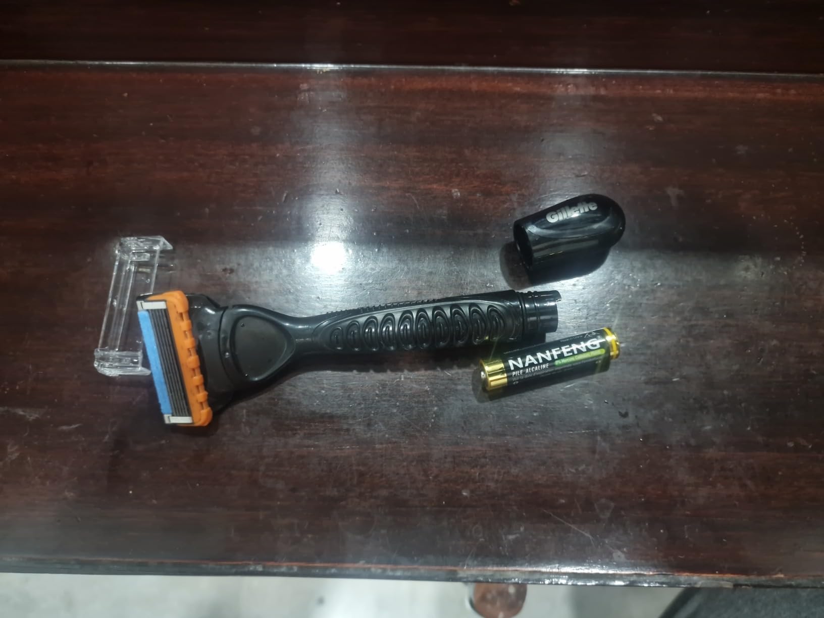 Gillette Fusion Power Razor for Men with styling back blade for Perfect ...