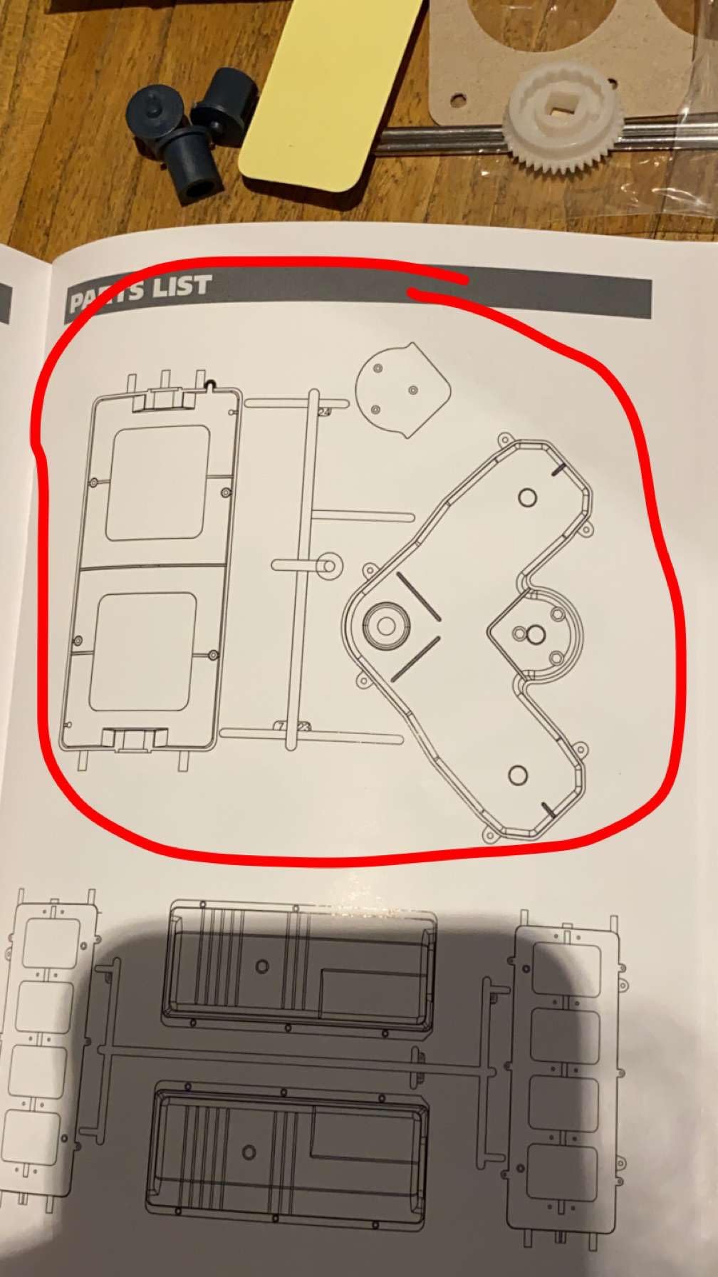 Machine Works - V8 Engine : Amazon.com.au: Toys & Games