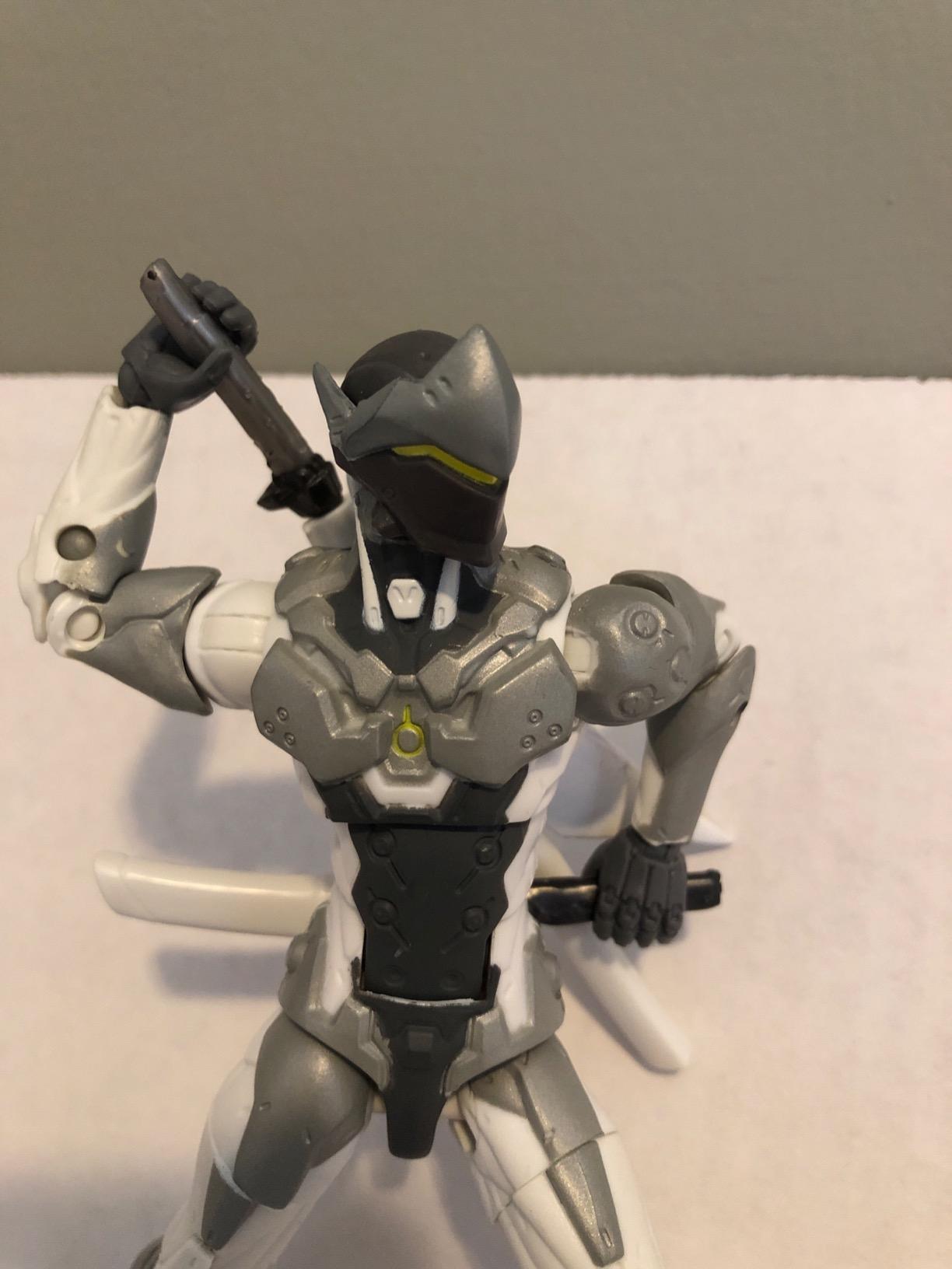 Amazon.com: Hasbro Gaming Overwatch Ultimates Series Genji (Chrome ...