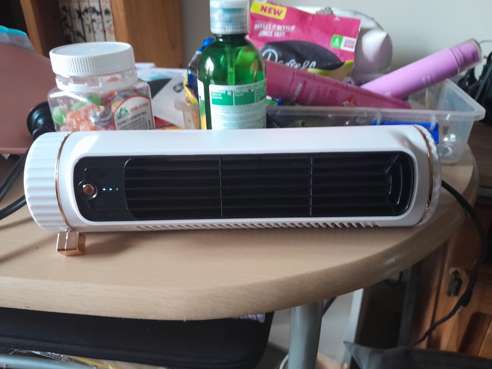 Necomi Desktop Tower Fans, Desk Table Fan with 3 Speeds, 25ft/s ...