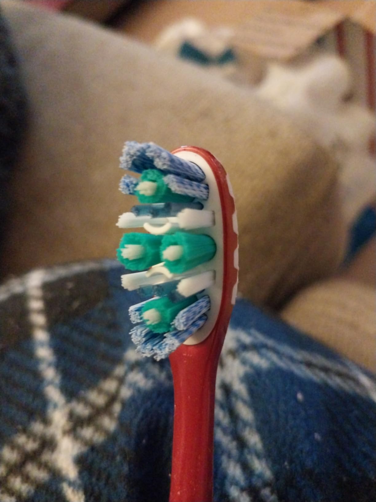 Amazon.com : Colgate 360 Optic White Advanced Whitening Toothbrush ...