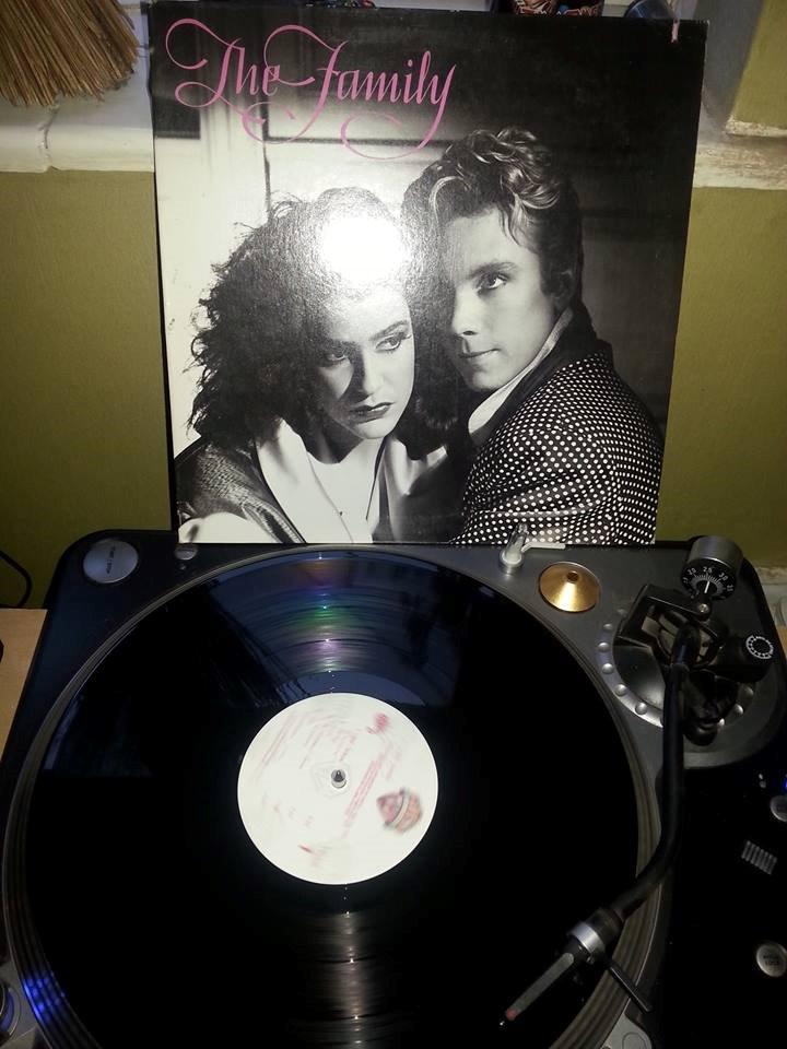 The Family [VINYL]: Amazon.co.uk: CDs & Vinyl