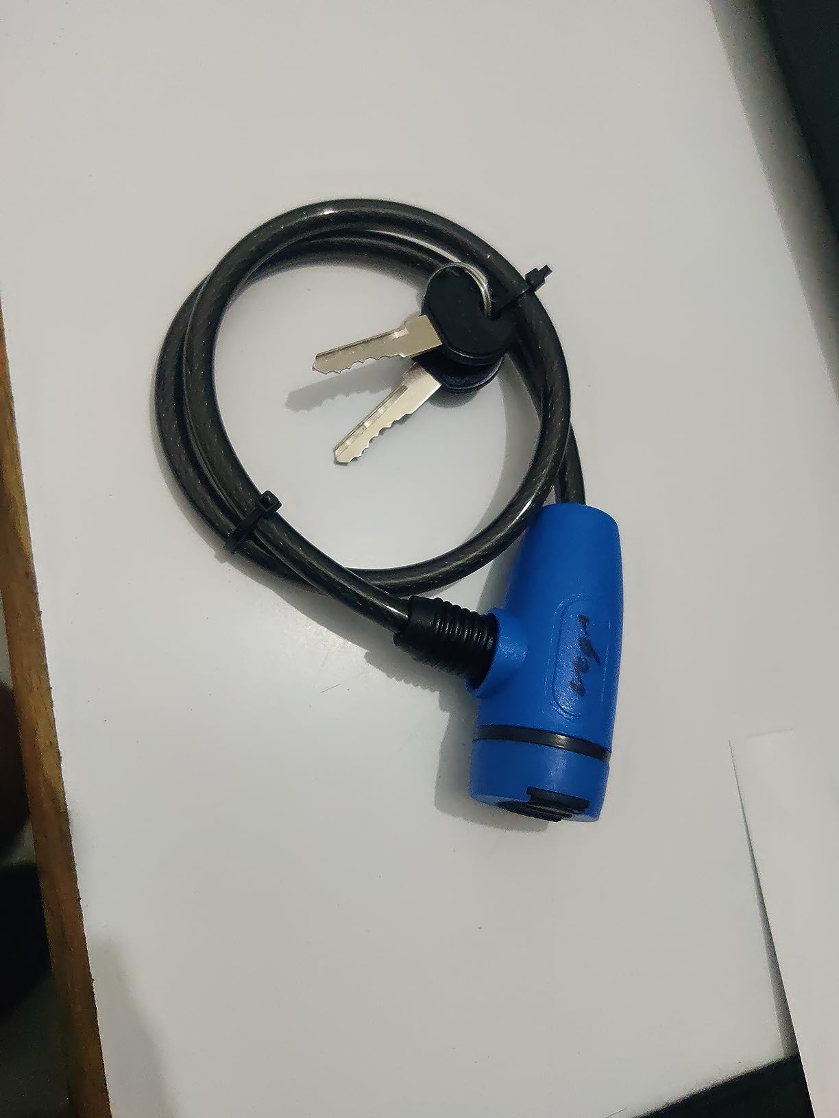Vega Cable Lock Dull Black Blue : Amazon.in: Car & Motorbike
