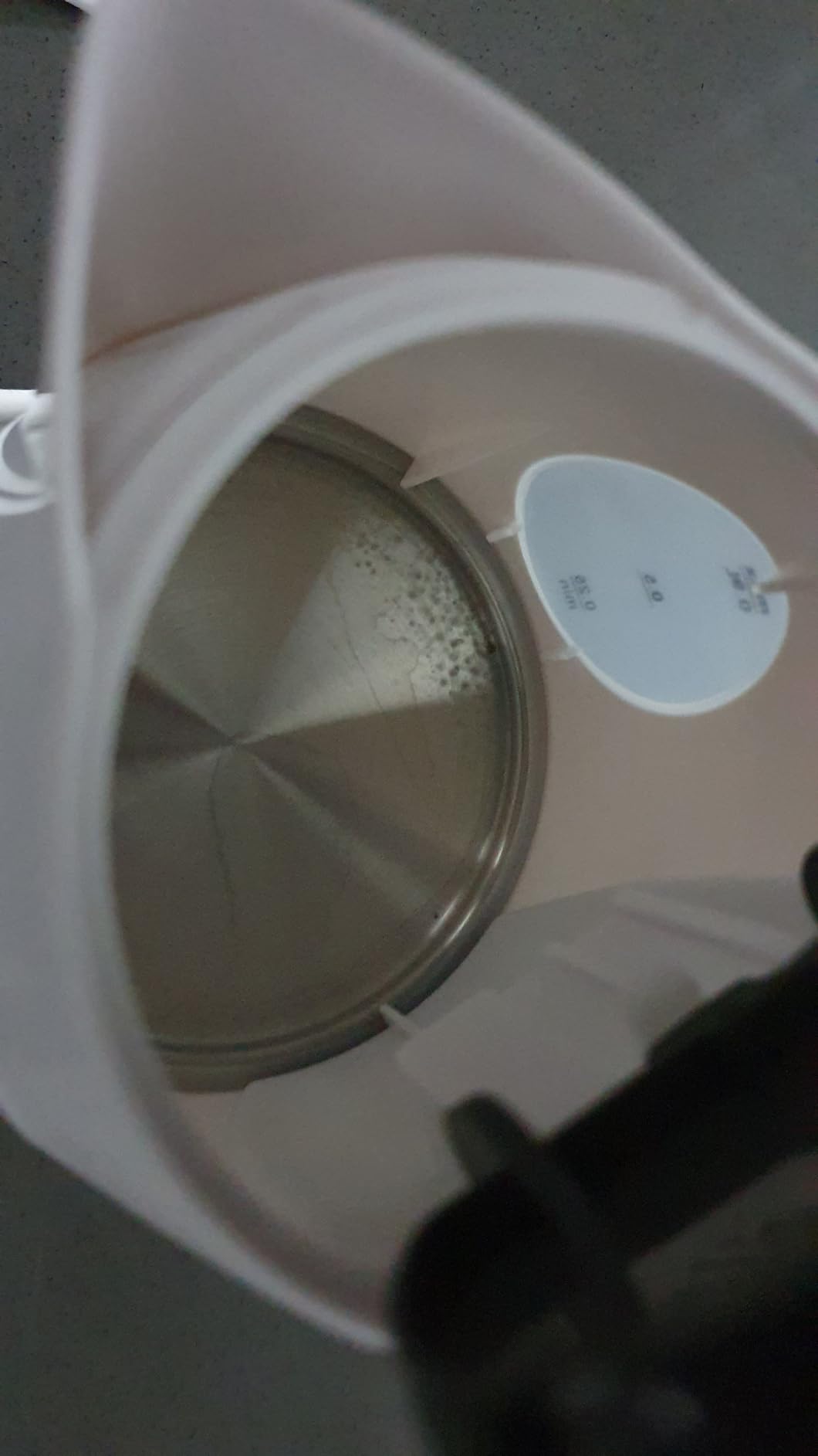 Singer Lightweight and Portable Cordless Kettle, 0.9 litres Capacity ...