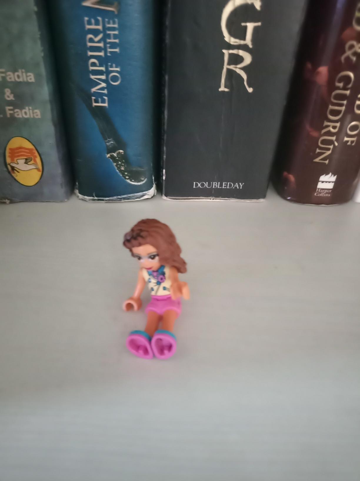 LEGO The Movie 2 Queen Watevra S Build Whatever Box Building Blocks ...