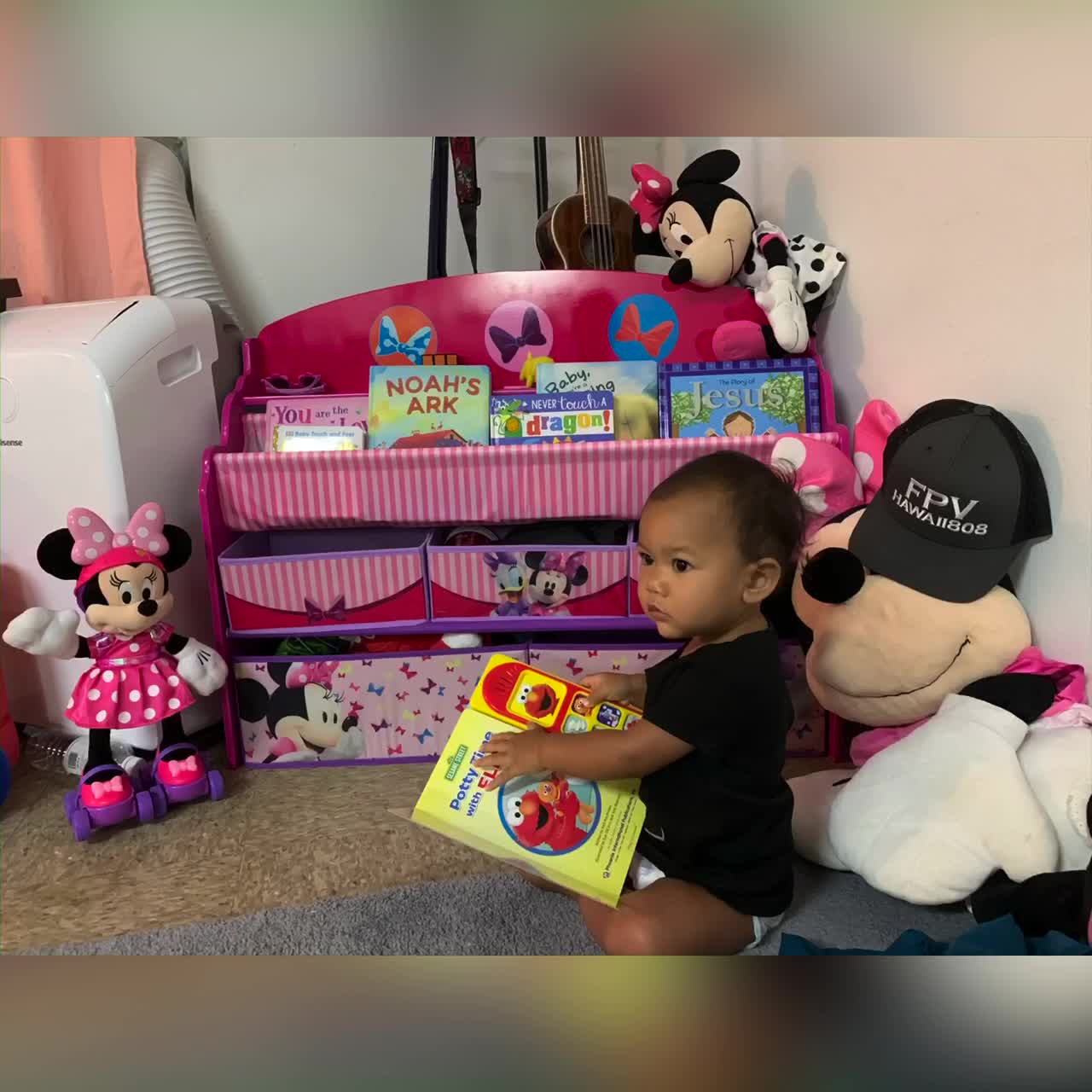 Watch Disney Minnie Mouse Toy Organizer and Book Shelf on Amazon Live