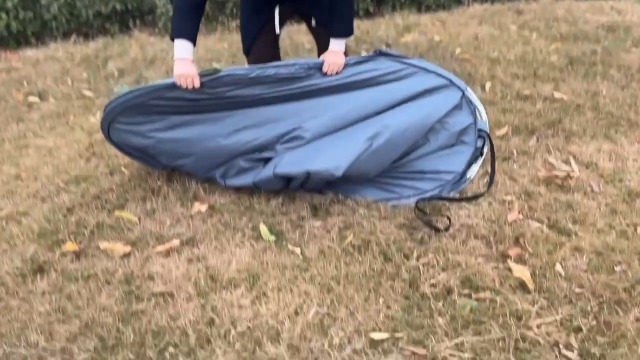 Watch how to fold the tent V1 on Amazon Live
