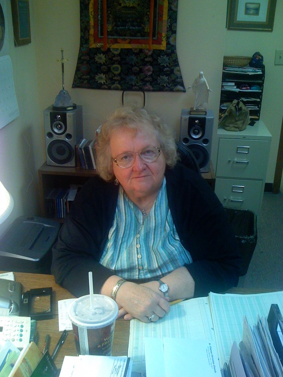Amazon.com: Shirley Chambers: books, biography, latest update