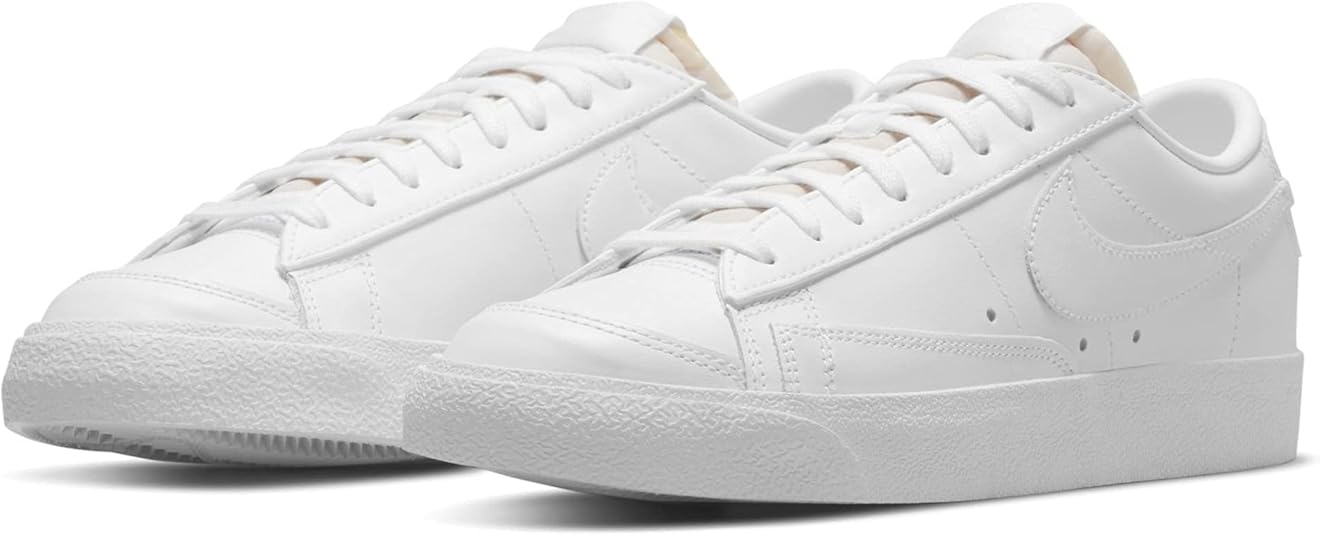 Amazon | [ナイキ] NIKE ブレーザー ロー '77 W BLAZER LOW '77 ホワイト/ホワイト/ホワイト/ホワイト ...